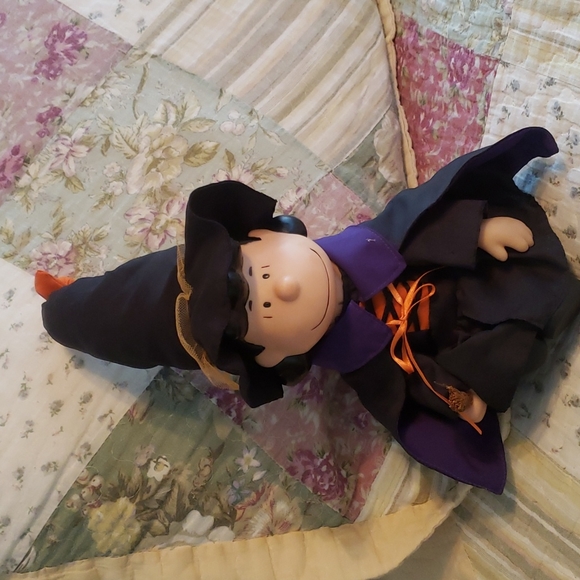 Holiday | Lucy Peanuts Animated Witch | Poshmark